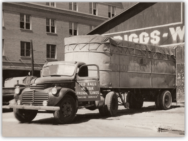 How to Tarp a Flatbed Load the Right Way | TruckFreighter.com